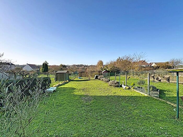 Maison à vendre - Saint-Maximin - 4 pièces - 3 chambres