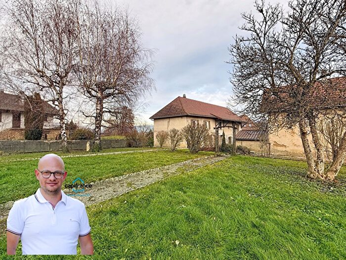 Maison à vendre - Saint-Jean-dAvelanne - 6 pièces - 5 chambres