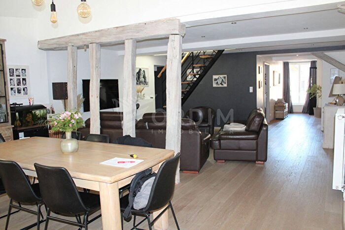 Saint-Bris-le-Vineux - Appartement 6 pièces à louer