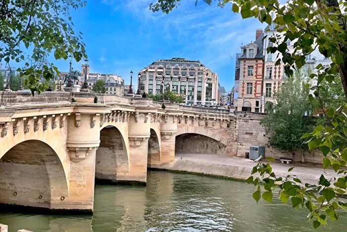 Paris 6ème, Saint-Michel, Monnaie : Appartement 4 pièces à vendre