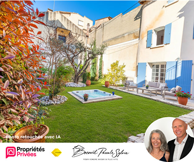 Saint-Saturnin-lès-Avignon - Maison 8 pièces à vendre