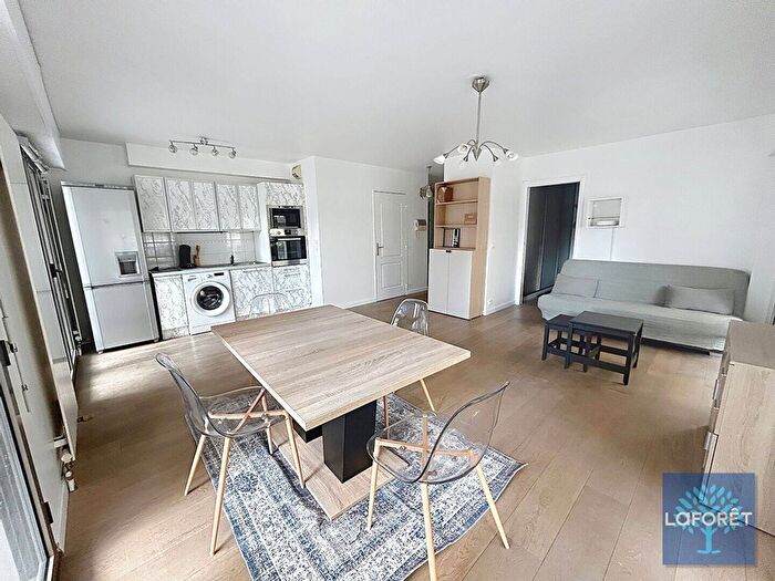 Appartement à louer - Villiers-Cerdan, Levallois-Perret - 2 pièces - 1 chambre