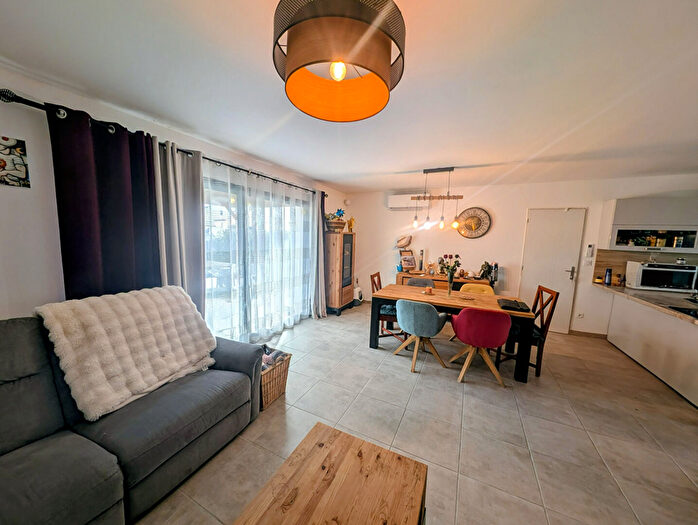 Maison à vendre - Uzès - 4 pièces - 3 chambres