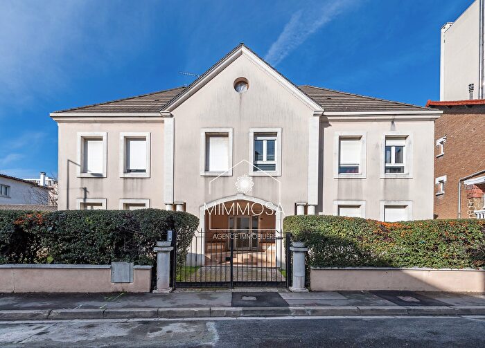 Appartement à vendre - Les Pavillons-sous-Bois, Centre-ville, Basoche - 2 pièces - 1 chambre