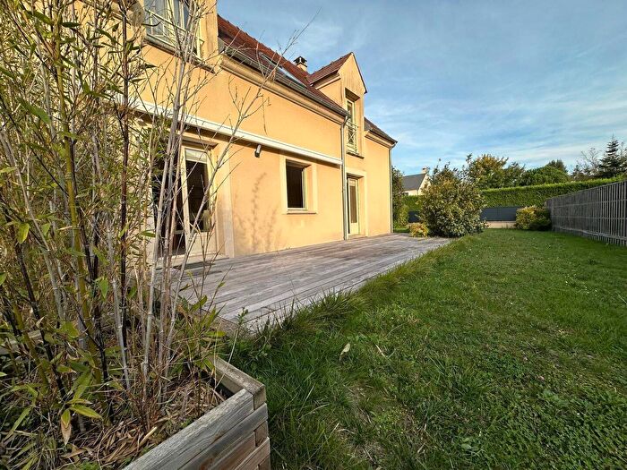 Maison à louer - Crespières - 6 pièces - 2 chambres