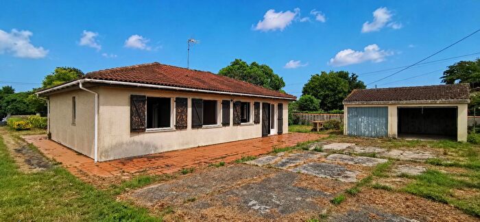 Maison 4 pièces à vendre à La Lande-de-Fronsac