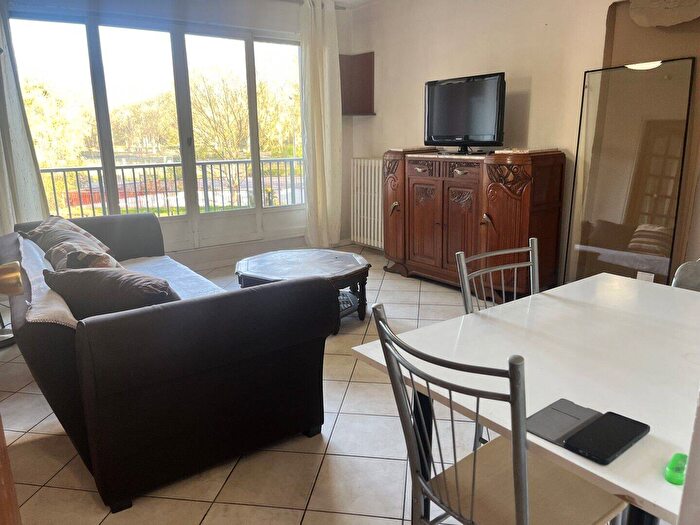 Appartement à louer - Vauban Esquermes, Lille - 4 pièces - 3 chambres