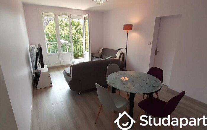 Appartement à louer - La Bergeonnerie, Tours - 1 pièce - 2 chambres