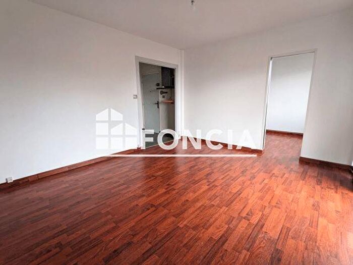 Appartement à louer - Lorraine, Cholet - 4 pièces - 2 chambres