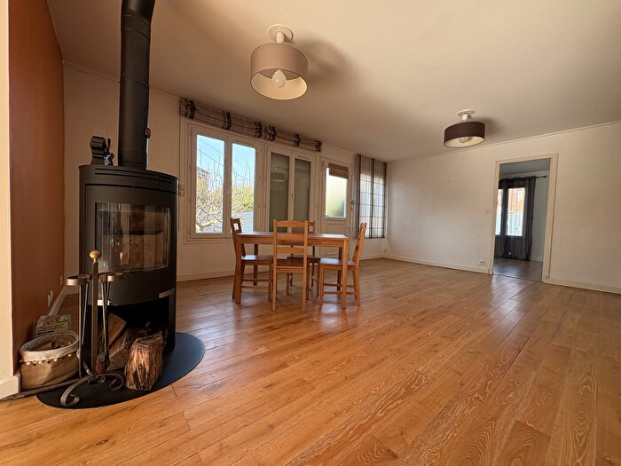 Maison à louer - Pontault-Combault, Mairie, Rouxel - 6 pièces - 3 chambres