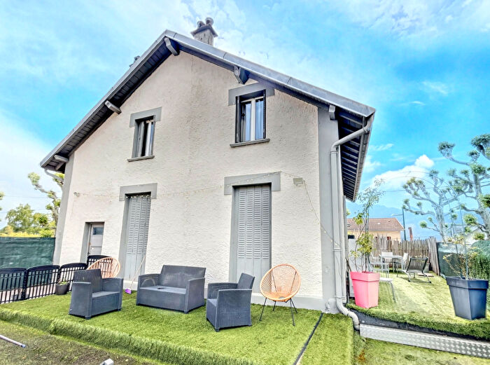 Appartement à vendre - Aix-les-Bains, Est - 6 pièces - 4 chambres