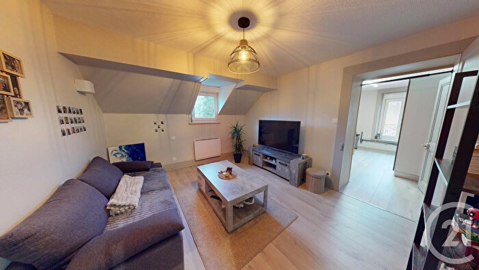 Appartement à vendre - Pontarlier, Les Pareuses, Toulombief, Les Etraches - 4 pièces - 2 chambres