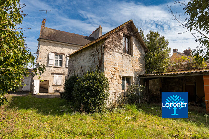 Maison à vendre - La Chapelle-en-Serval - 6 pièces - 4 chambres