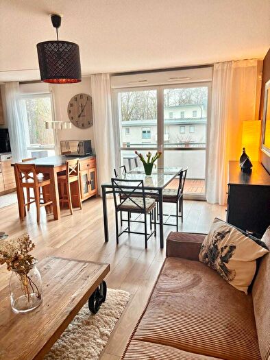 Appartement à louer - Moëns, Prévessin-Moëns - 3 pièces - 2 chambres