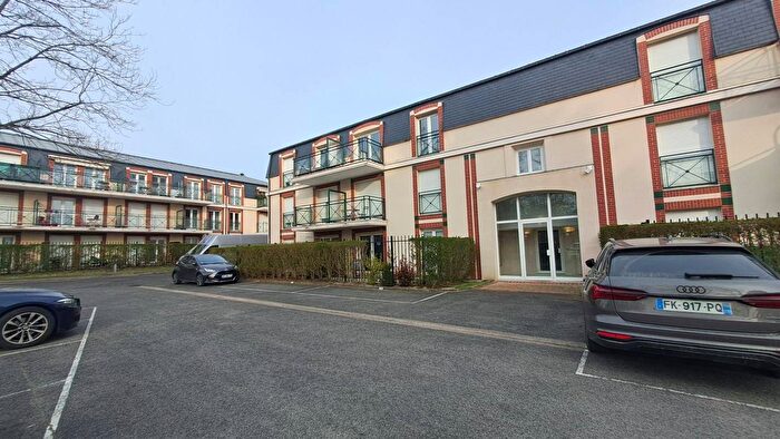 Appartement à louer - Ville Sud Ouest, Fontainebleau - 2 pièces - 1 chambre