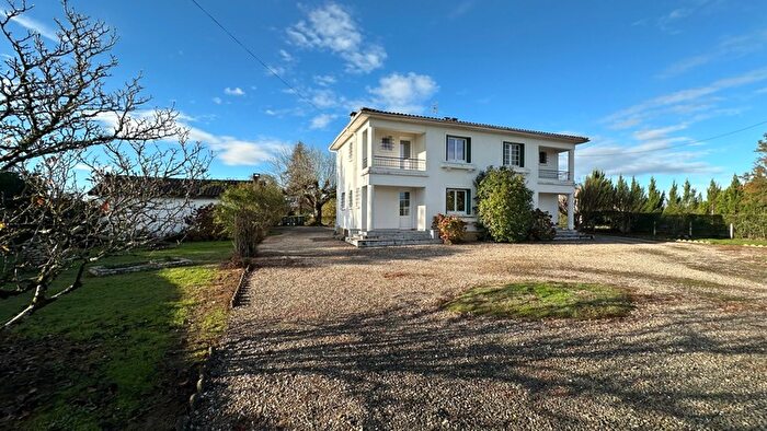 Maison à vendre - Lamonzie-Saint-Martin - 7 pièces - 7 chambres