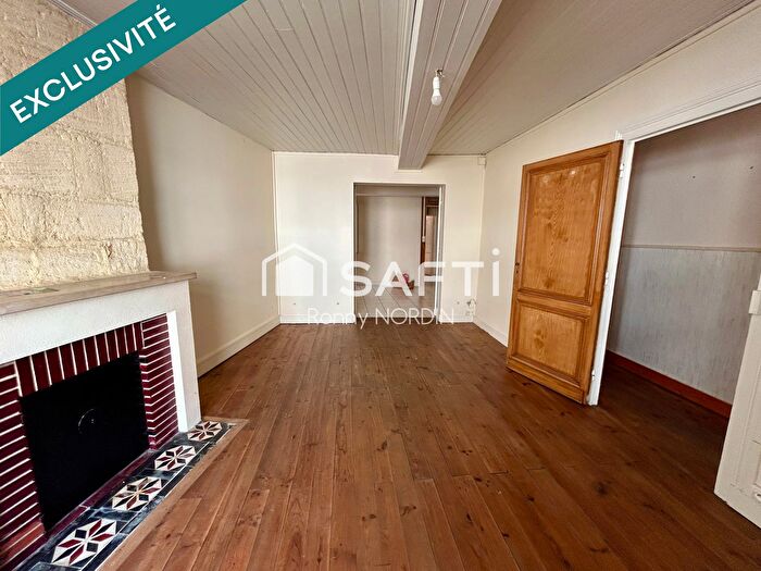 Maison à vendre - Castillon-la-Bataille - 5 pièces - 2 chambres