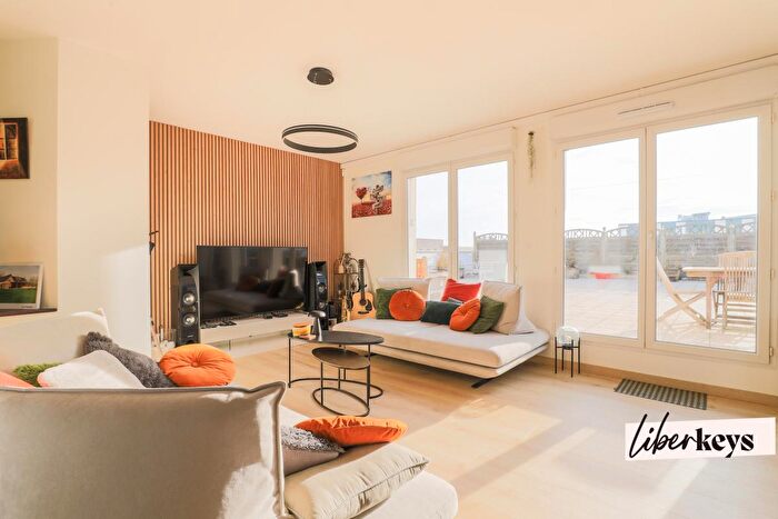 Appartement à vendre - Lille, Saint-Maurice, Pellevoisin - 4 pièces - 3 chambres