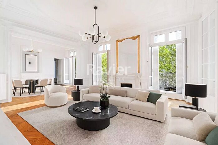 Appartement à vendre - Paris e , Courcelles, Wagram - 7 pièces - 4 chambres