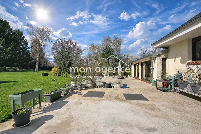 Maison à vendre - Buchy - 6 pièces - 3 chambres