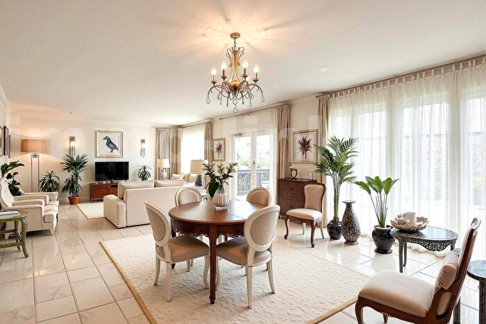 Appartement à vendre - Charenton-le-Pont, Centre ancien - 4 pièces - 3 chambres