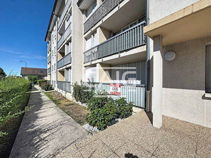 Appartement 4 pièces à Troyes, Charmilles, à vendre