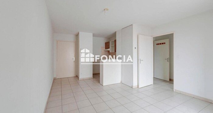 Appartement 2 pièces à louer à Beausejour-Les Graves-Les Bartins, Vichy