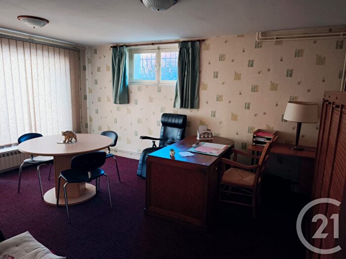 Maison à vendre - Nevers, Centre-ville - 9 pièces - 4 chambres