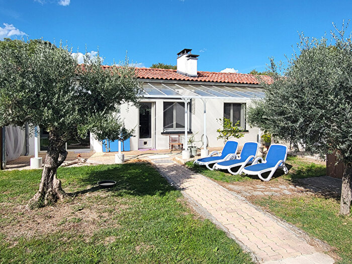 Maison à vendre - Château-Arnoux-Saint-Auban - 4 pièces - 3 chambres