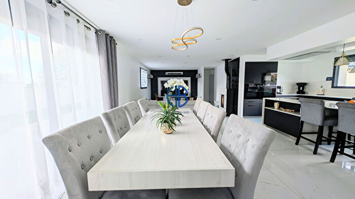 Maison à vendre - Saint-Siméon-de-Bressieux - 5 pièces - 4 chambres