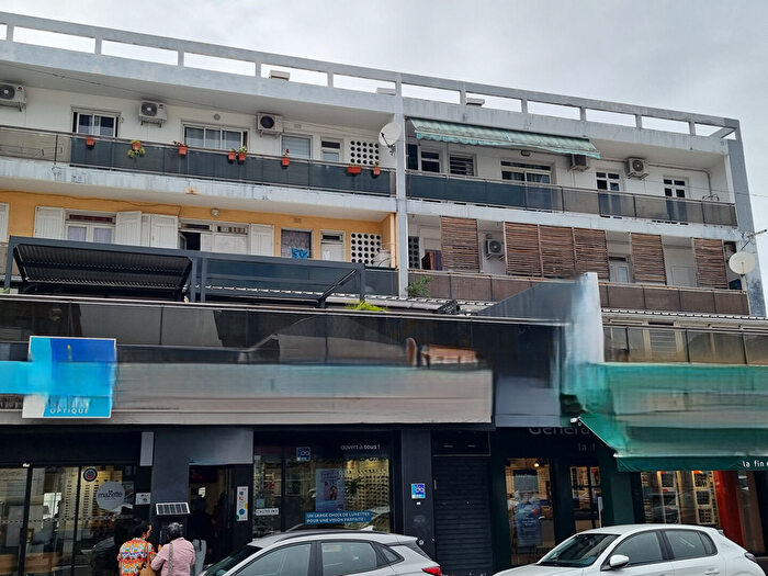 Appartement à vendre - Saint-Denis, Centre-ville - 5 pièces - 3 chambres