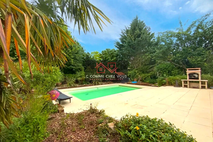 Maison à vendre - Lésigny - 8 pièces - 5 chambres