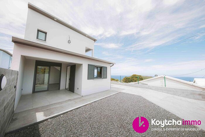 Maison à louer - Saint-Joseph, Centre-ville, Jean Petit les Bas - 3 pièces - 1 chambre