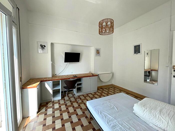 Appartement à louer - Montpellier, Figuerolles - 7 pièces - 6 chambres
