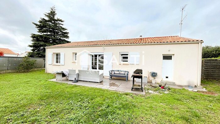 Maison à vendre - Luçon - 4 pièces - 3 chambres