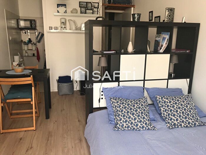 Appartement à vendre - La Rochelle, Centre-ville, Vieux-port, Marché - 1 pièce