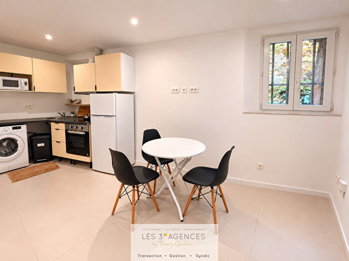 Cogolin, Centre-ville, Subeiran, Pas de Grimaud - Appartement 1 pièce à vendre