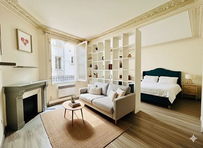 Levallois-Perret, Front de Paris : Appartement 2 pièces à vendre