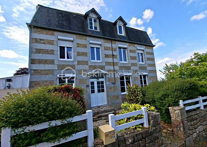 Maison 8 pièces à vendre à Saint-Sever-Calvados