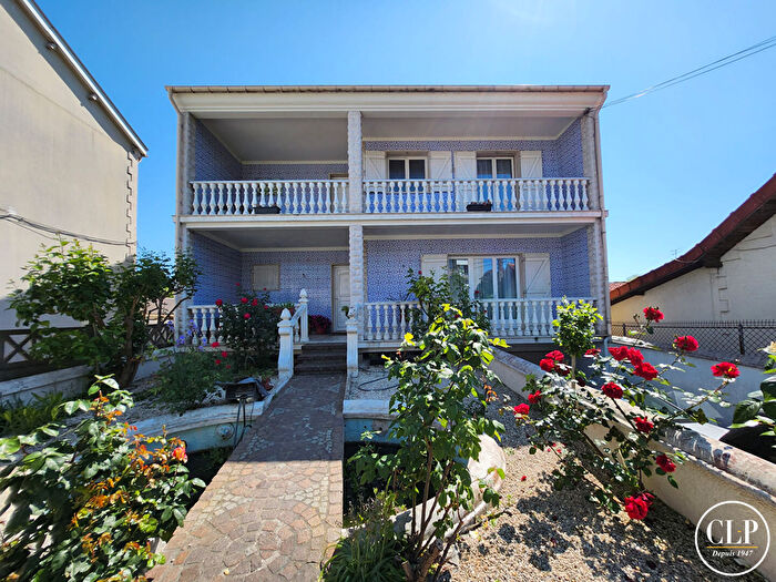 Maison à vendre - Montreuil, Ruffins, Théophile Sueur - 8 pièces - 6 chambres