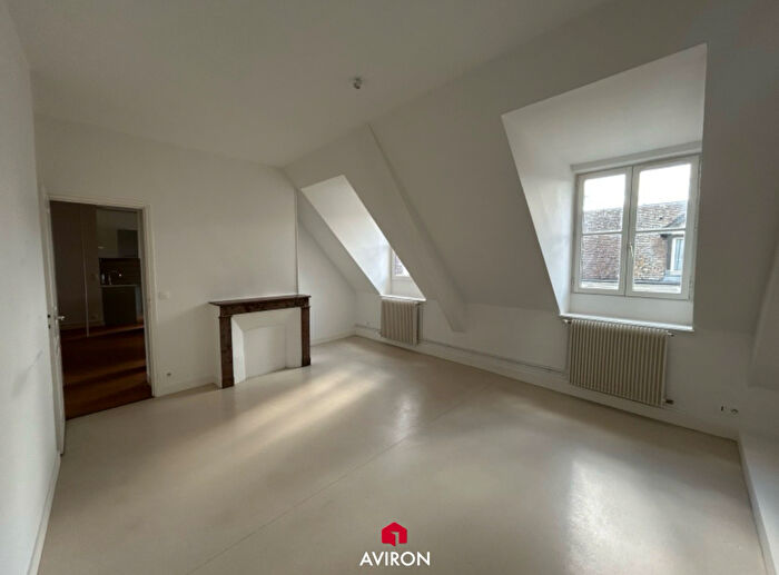 Appartement à louer - Chartres, Centre-ville - 2 pièces - 1 chambre