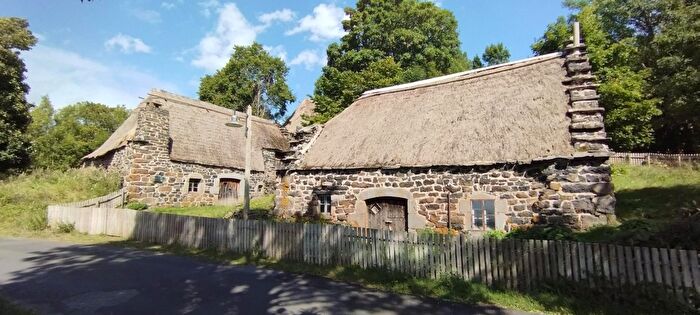 Maison à vendre - Saint-Front - 6 pièces - 2 chambres