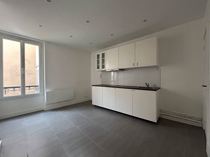 Appartement à louer - Pont de Flandre, Paris ème arrondissement - 2 pièces - 1 chambre