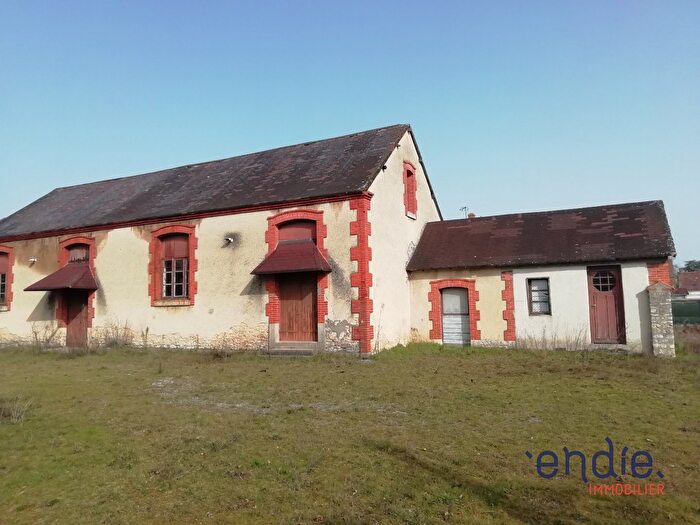 Maison à vendre - Sancoins - 2 pièces - 1 chambre