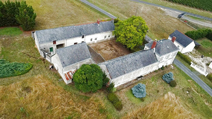Maison à vendre - Saint-Nicolas-de-Bourgueil - 4 pièces - 3 chambres