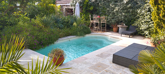 Maison à vendre - Six-Fours-les-Plages - 5 pièces - 4 chambres