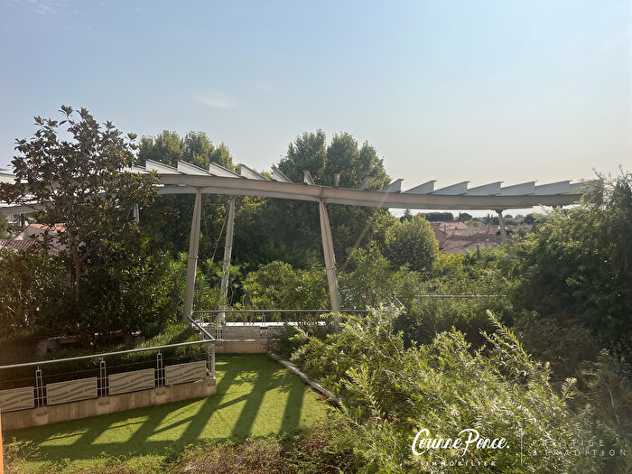 Appartement à vendre - Nîmes - 3 pièces - 2 chambres