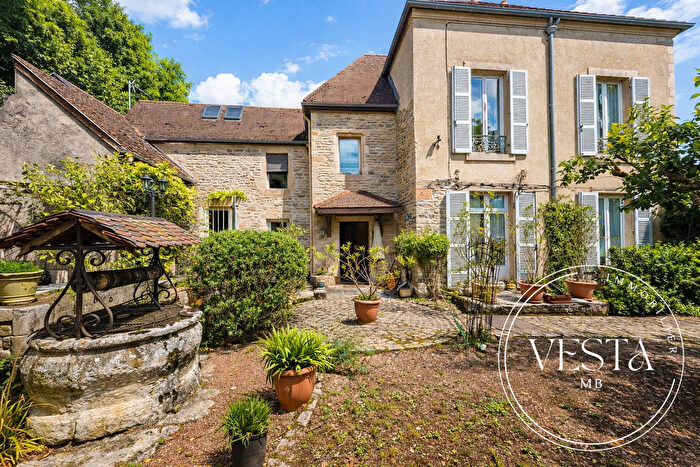 Maison à vendre - Mâlain - 8 pièces - 6 chambres