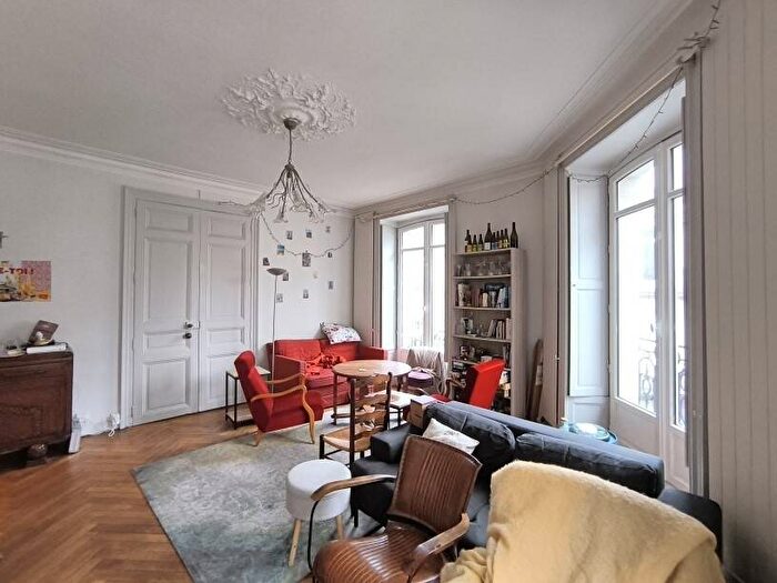 Appartement à louer - Decré-Cathédrale, Nantes - 5 pièces - 4 chambres