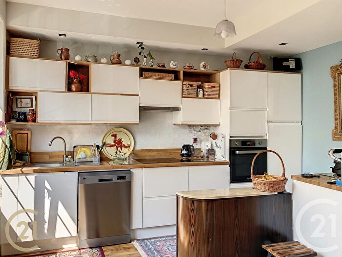 Appartement à louer - Dinan - 4 pièces - 2 chambres